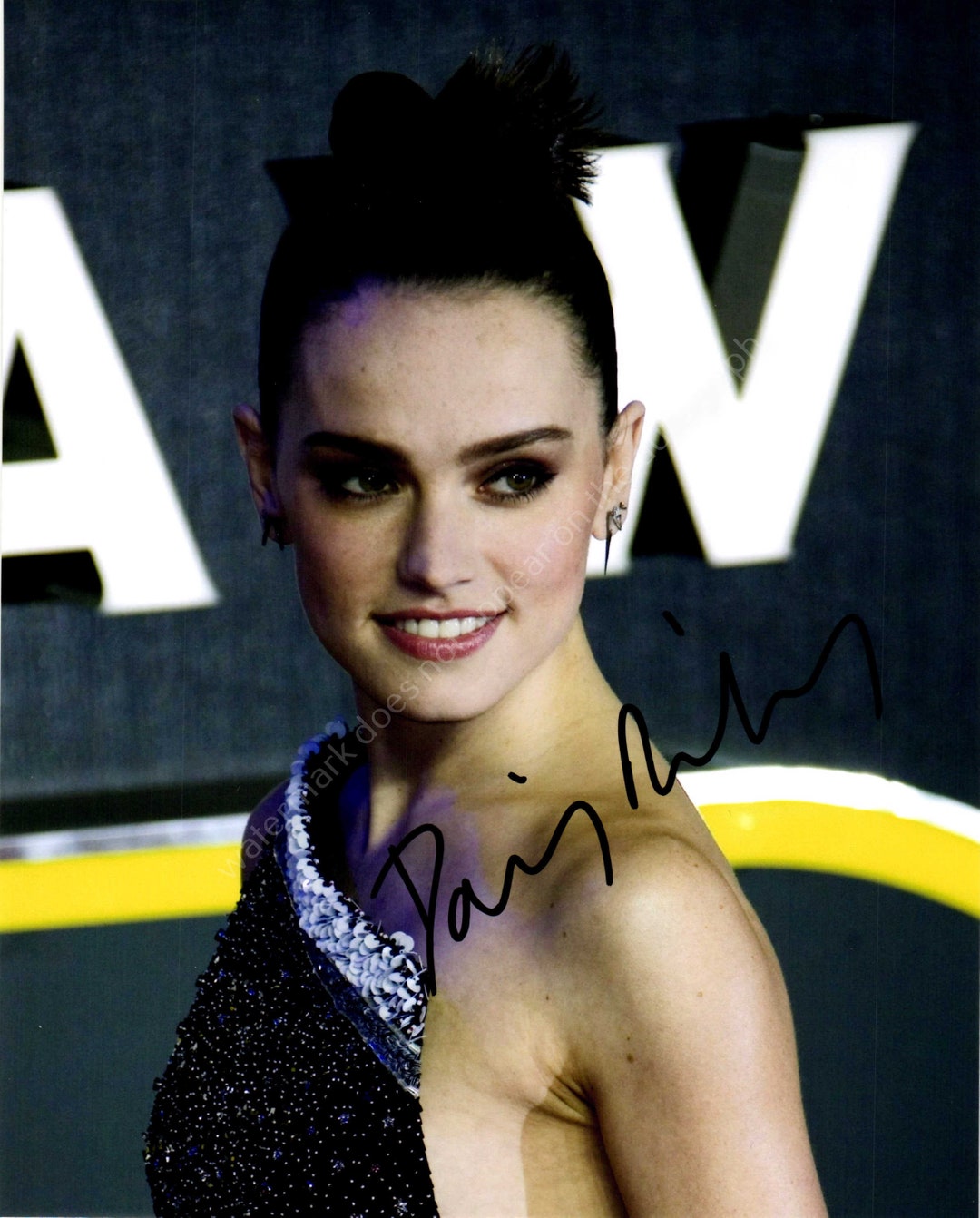 DAISY RIDLEY Autograph Signed Photo Signature With COA - Etsy