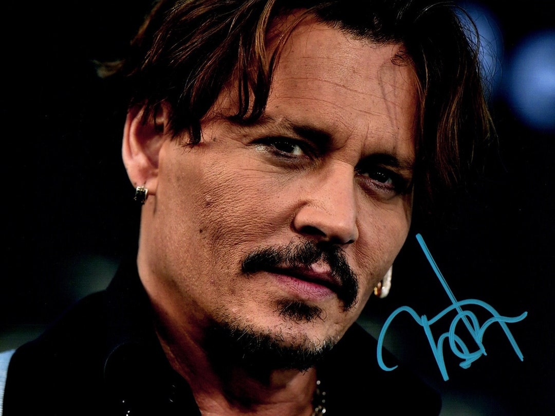 Johnny Depp Autograph | Pirates of the Carribean | Edward Scissorhands ...