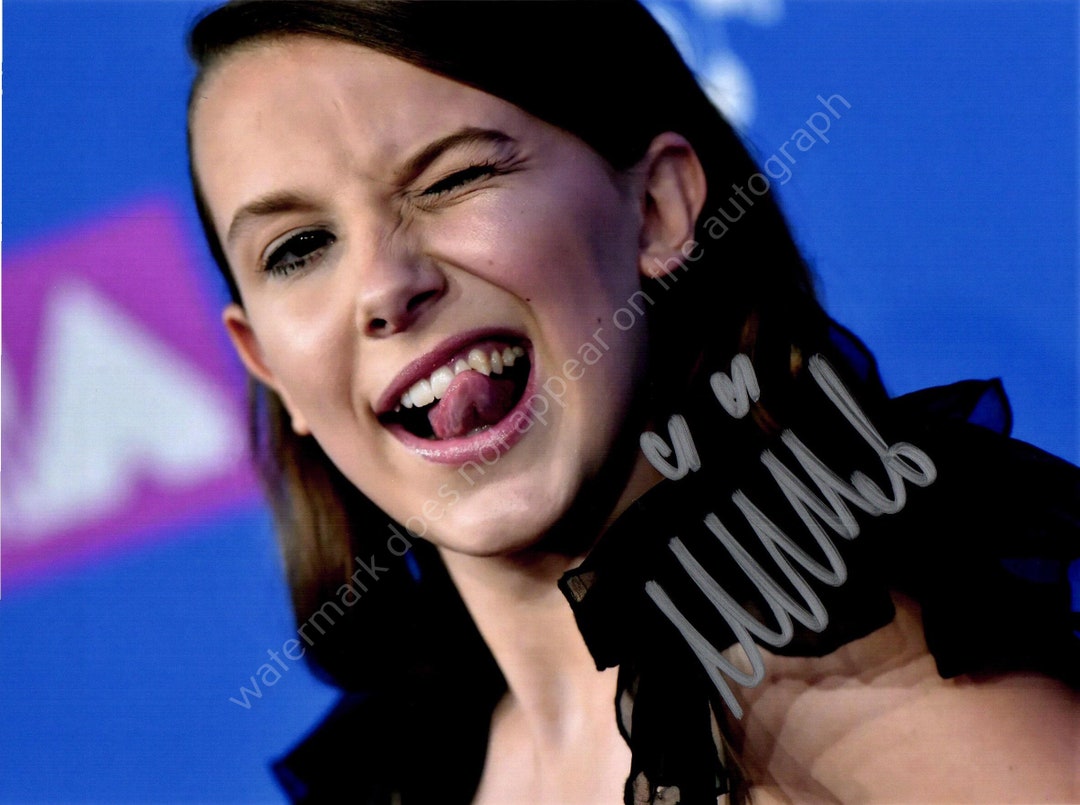 Millie Bobby Brown Autograph Signed Photo 6x8 Signature With COA - Etsy