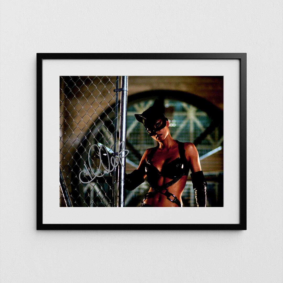 Halle Berry Autograph Catwoman Signed Poster Authentic Signature With ...