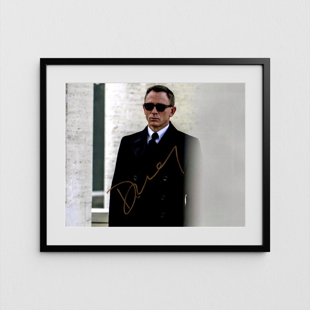 Daniel Craig Autograph James Bond Signed Poster Authentic Signature ...