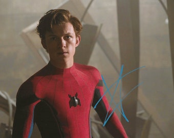 Tom Holland Autograph - Etsy