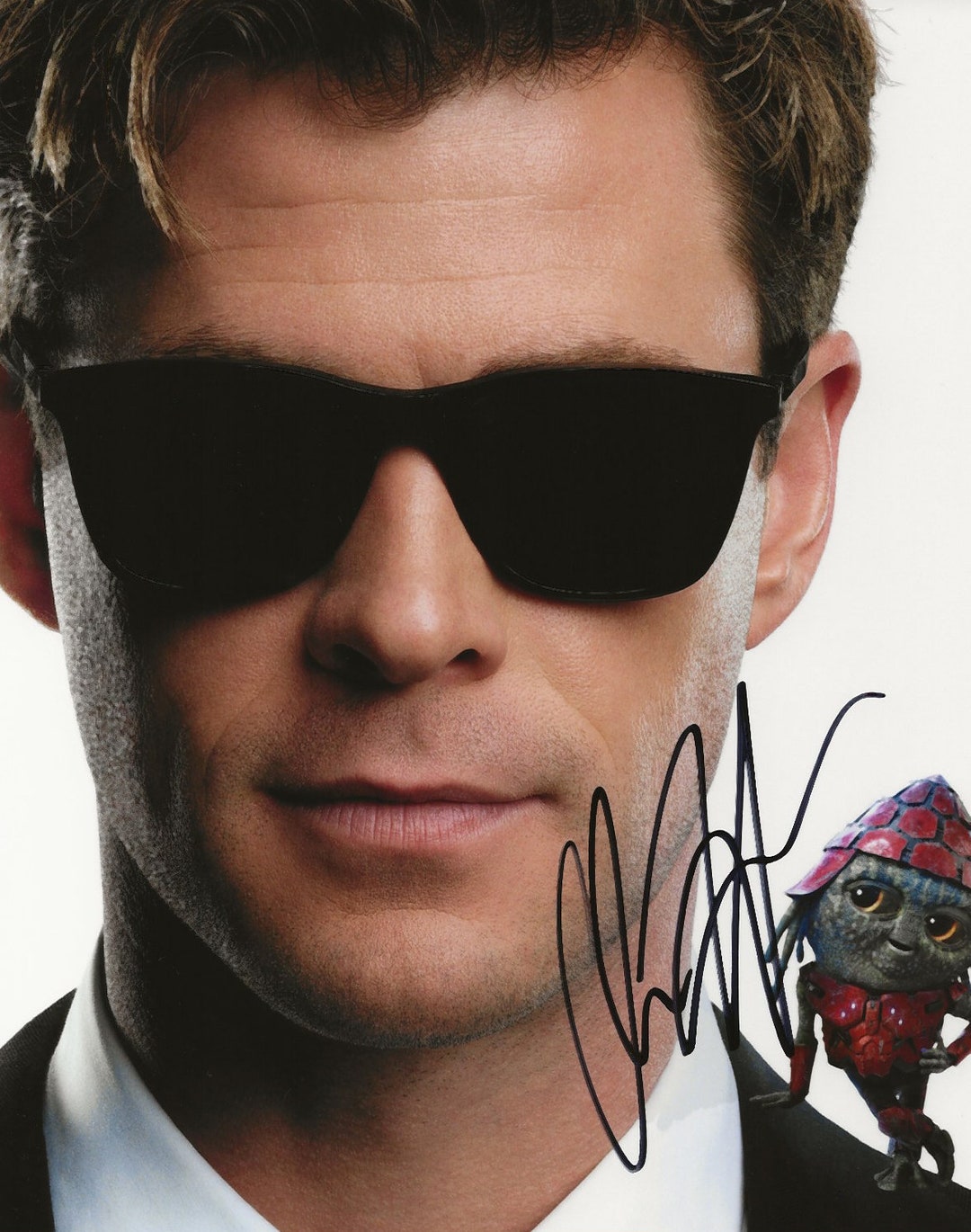 Chris Hemsworth Autograph Signed Photo Signature With COA - Etsy