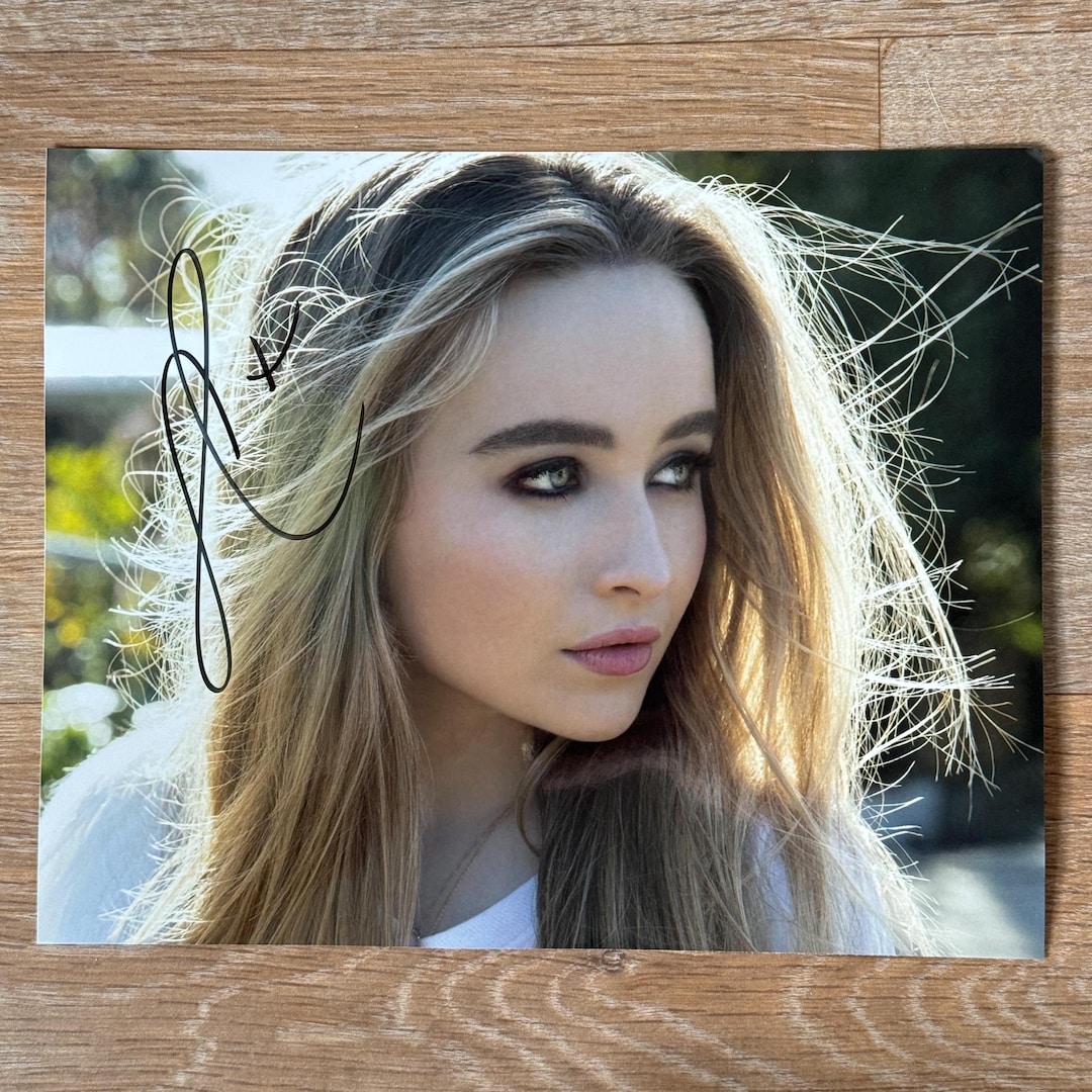 Sabrina Carpenter Autograph Signed Photo Signature With COA - Etsy