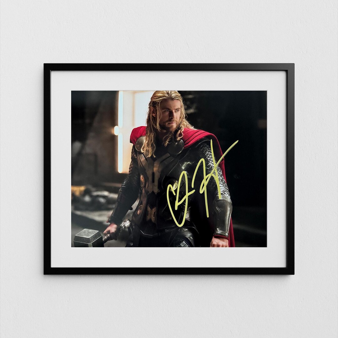 Chris Hemsworth Autograph Thor Ragnarok Authentic Signed Photo ...