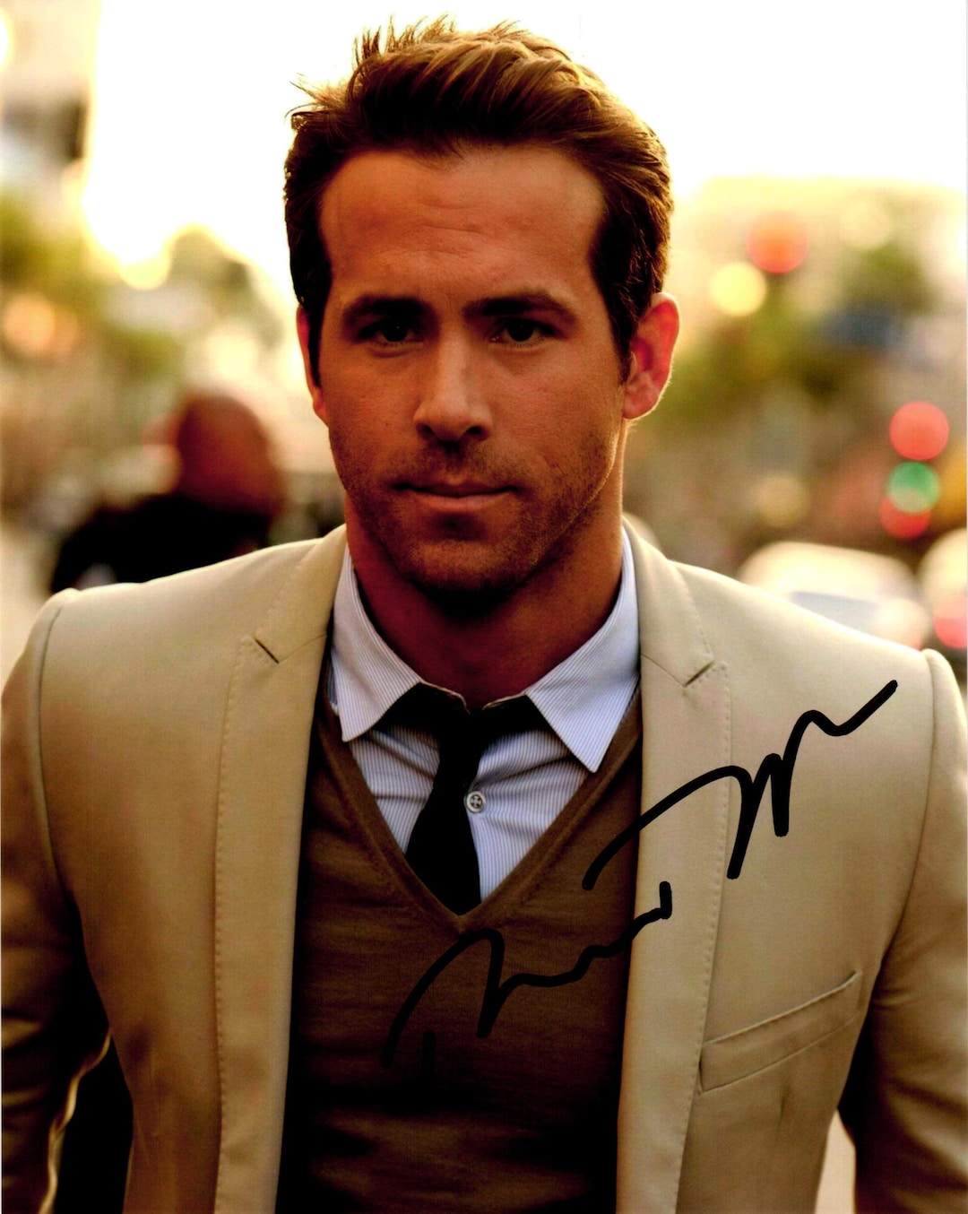 Ryan Reynolds Autograph Signed Photo Signature With COA - Etsy