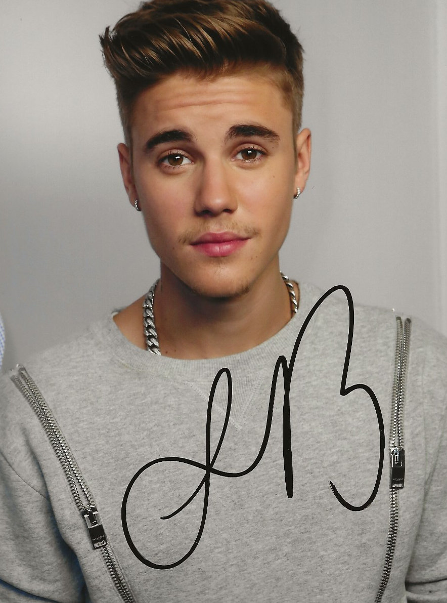 Justin Bieber Signature