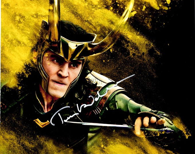 Tom Hiddleston Autograph Marvel Avenges Loki Signed 8x10 Photo ...