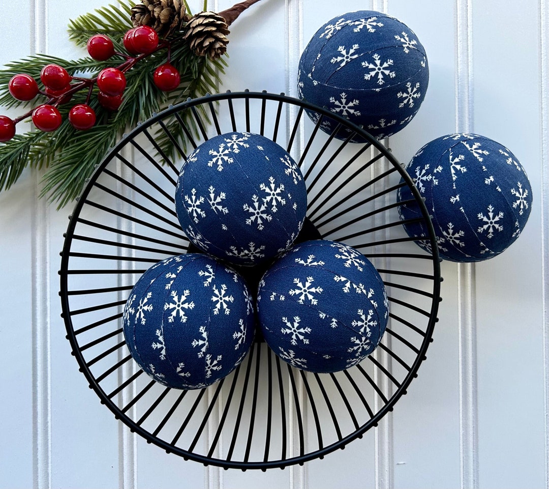 Winter Snowflake Fabric Wrapped Rag Balls, Snowman Theme Tier Tray ...