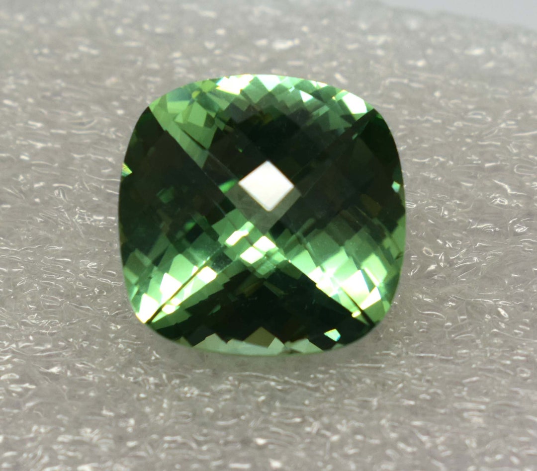 21.75 Ct Certified Natural Light Green Sapphire Green Sapphire Cushion ...