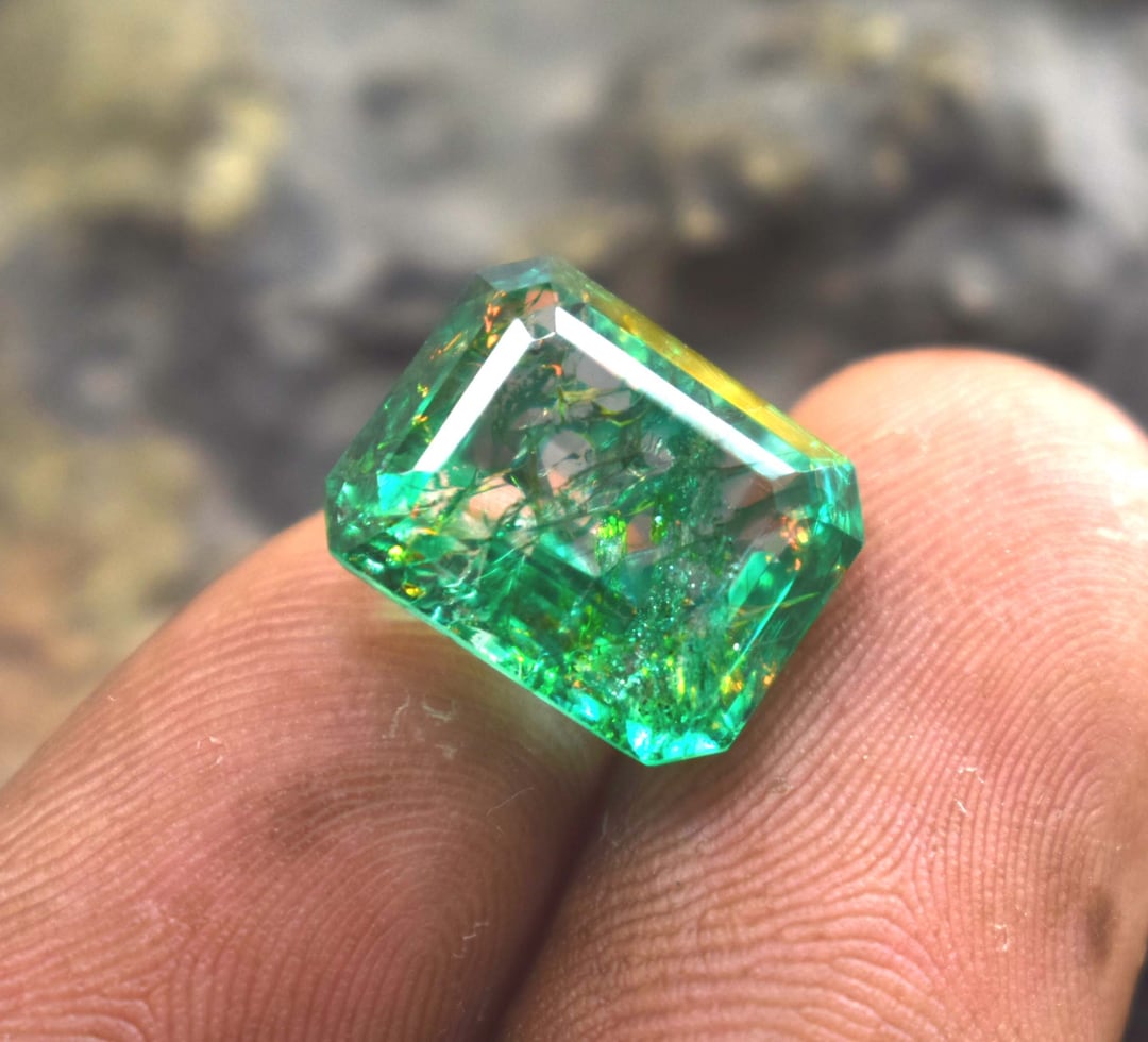 Natural Columbian Emerald 9.05 CT Emerald Cut Faceted Certified Loose ...