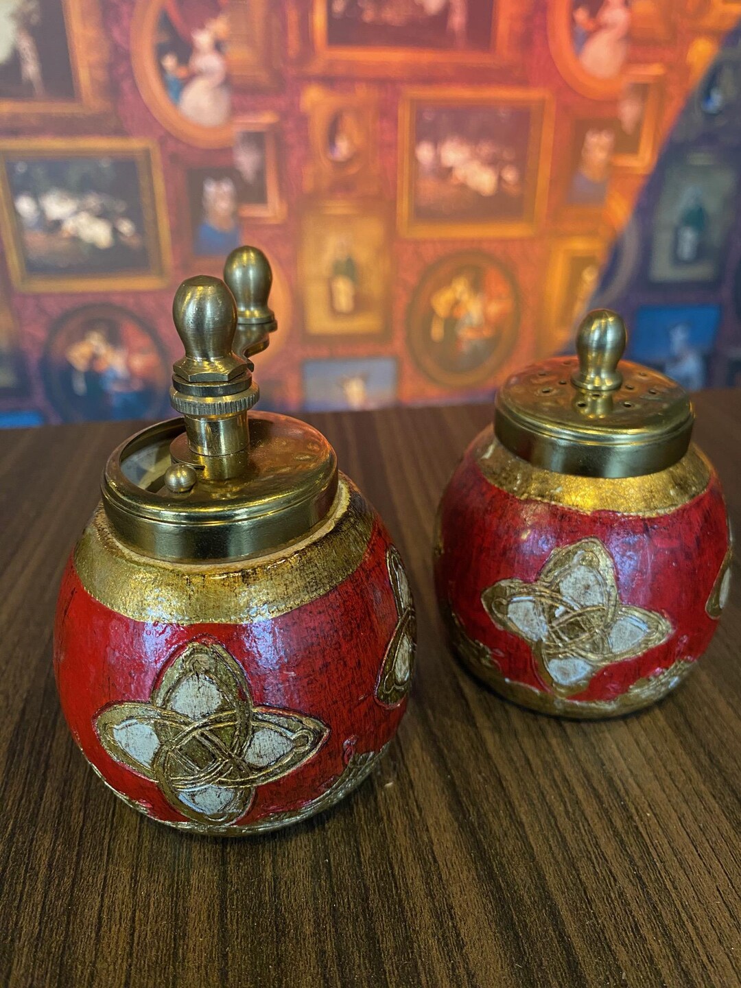 Florentine Salt and Pepper Grinder Gold Tole Gilt Gilded Round Wood ...