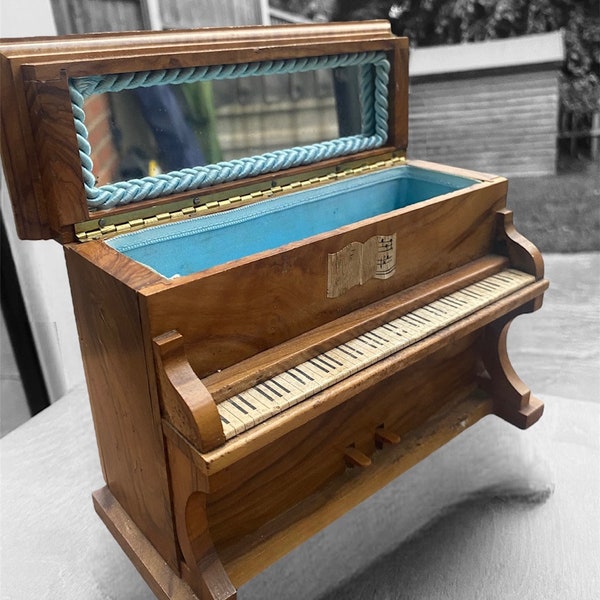 Unique Music Box - Etsy