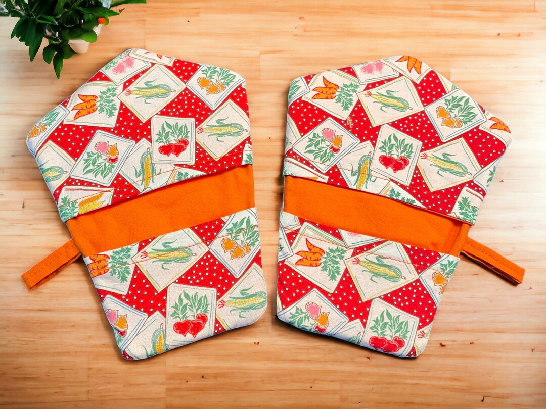 Finger Potholders, Veggies, Carrots, Corn on Cob Pattern, Orange Accent ...