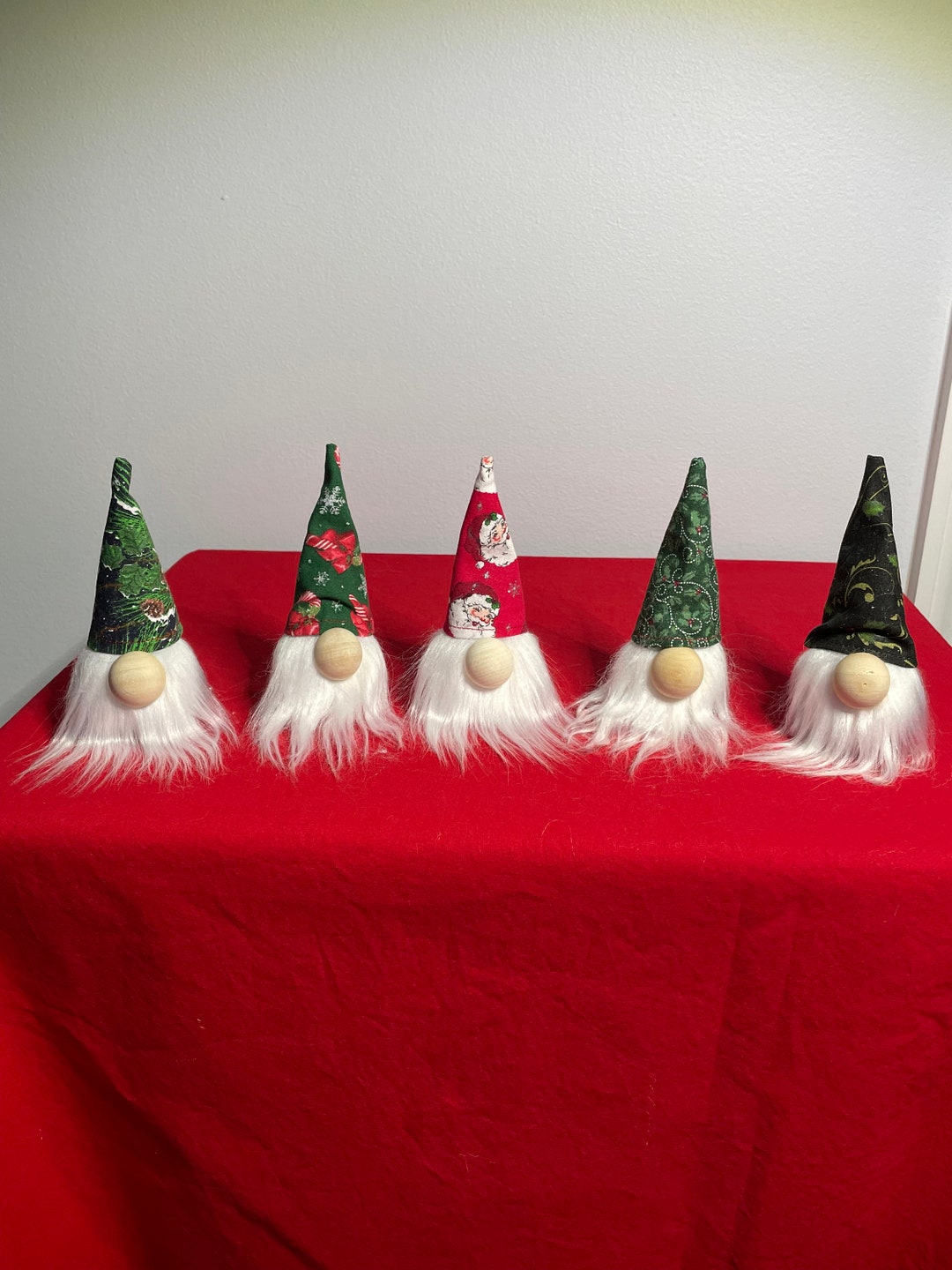 Mini Gnome, Christmas, Santa, Holly, Pinecones, Candy Canes, Sparkle - Etsy