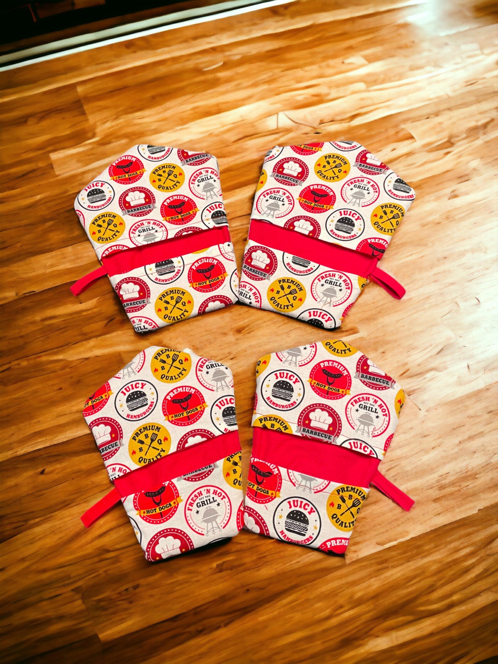 Finger Potholders, Barbeque Grilling, Grill Master Pattern, Red Accent ...