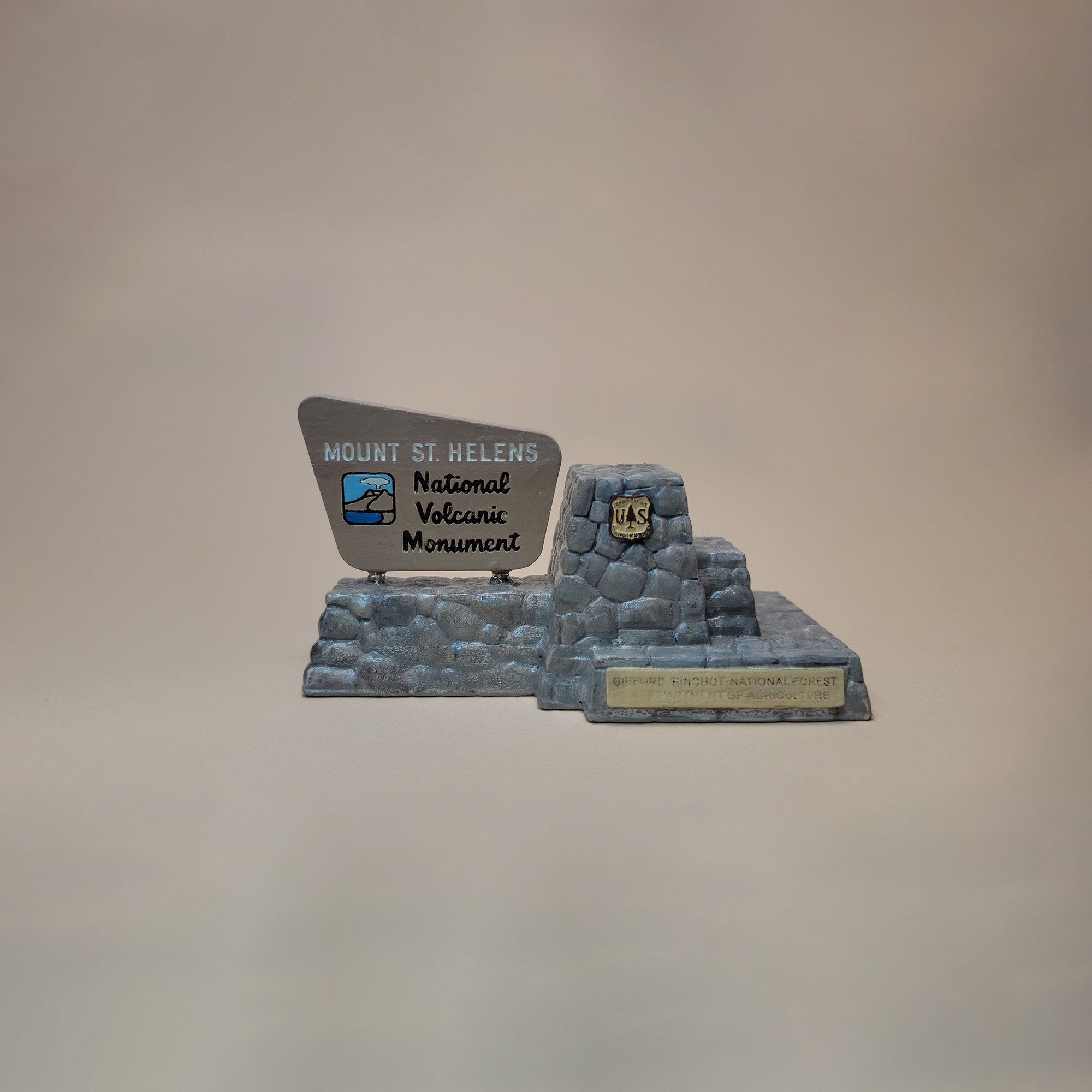 Mount St. Helens National Volcanic Monument Entrance Sign Replica ...