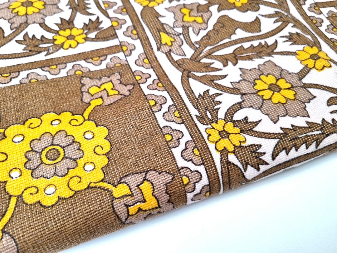 Vintage Fabric, 70s Fabric, Retro Fabric, Yellow Flower Power ...
