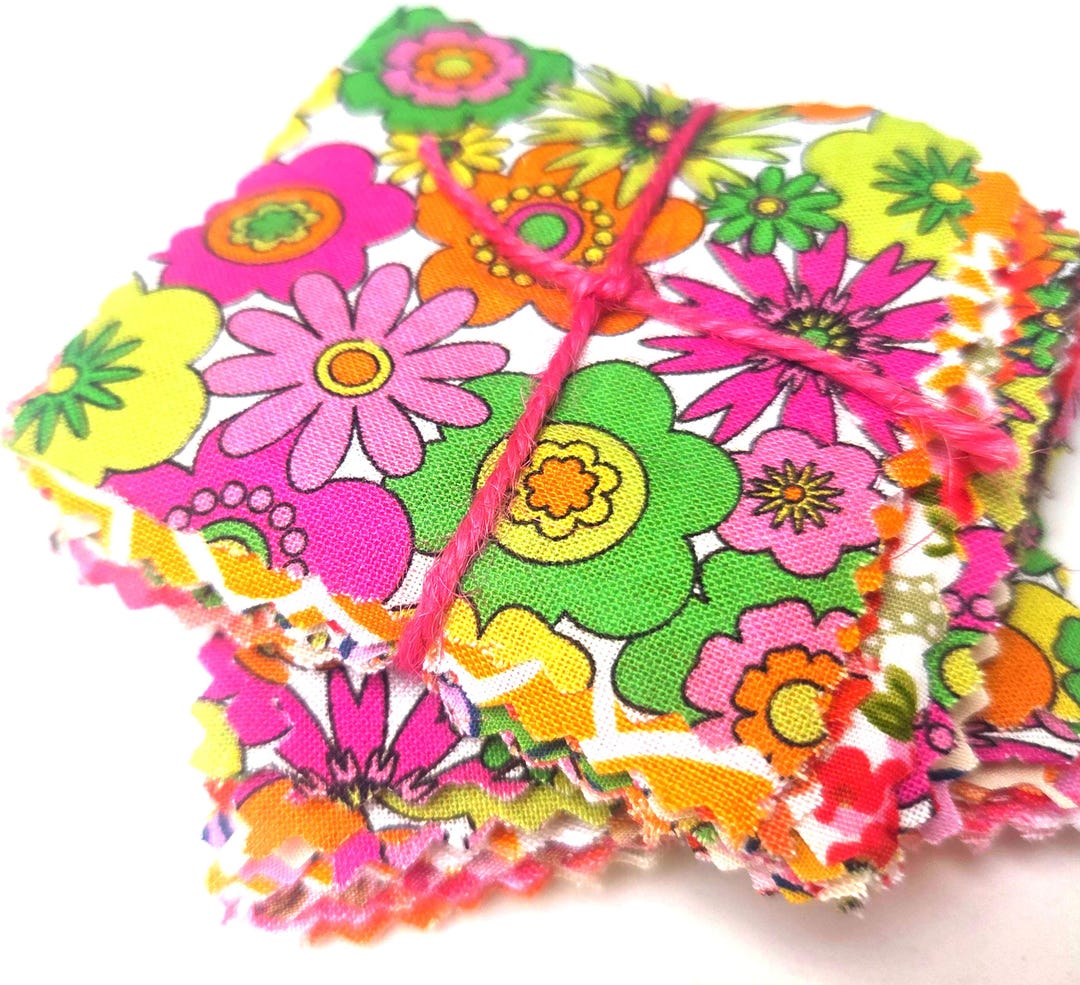 Retro Fabric Squares: 40x 2.5 Inch, Mini Charm Pack 70s Style Florals ...