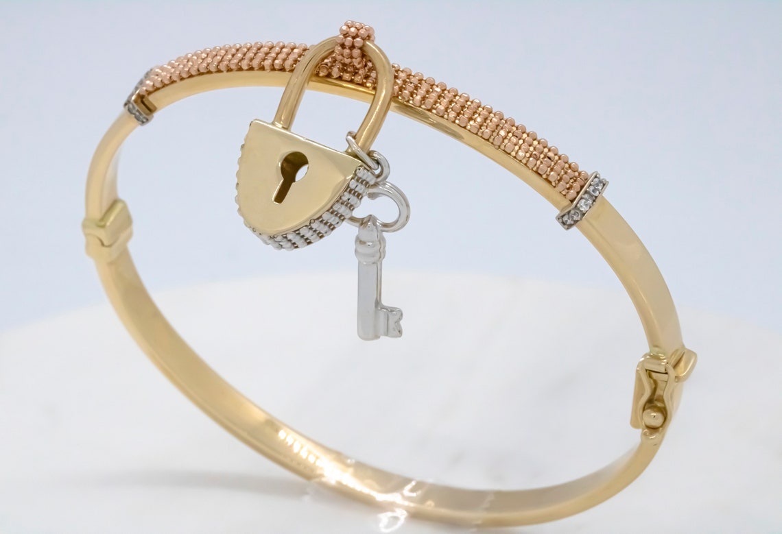 14 Karat Tricolor Gold Lock and Key Bangle | Etsy