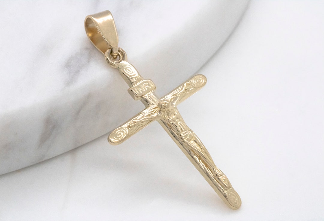 14 Karat Yellow Gold Cross With Jesus - Etsy
