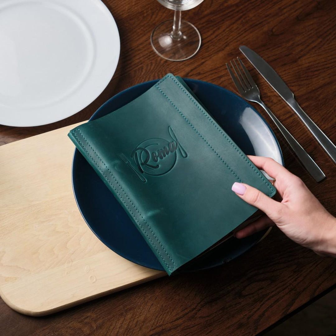 Luxury Leather Cocktail Menu Holder With Ring Binder – Custom Drink ...