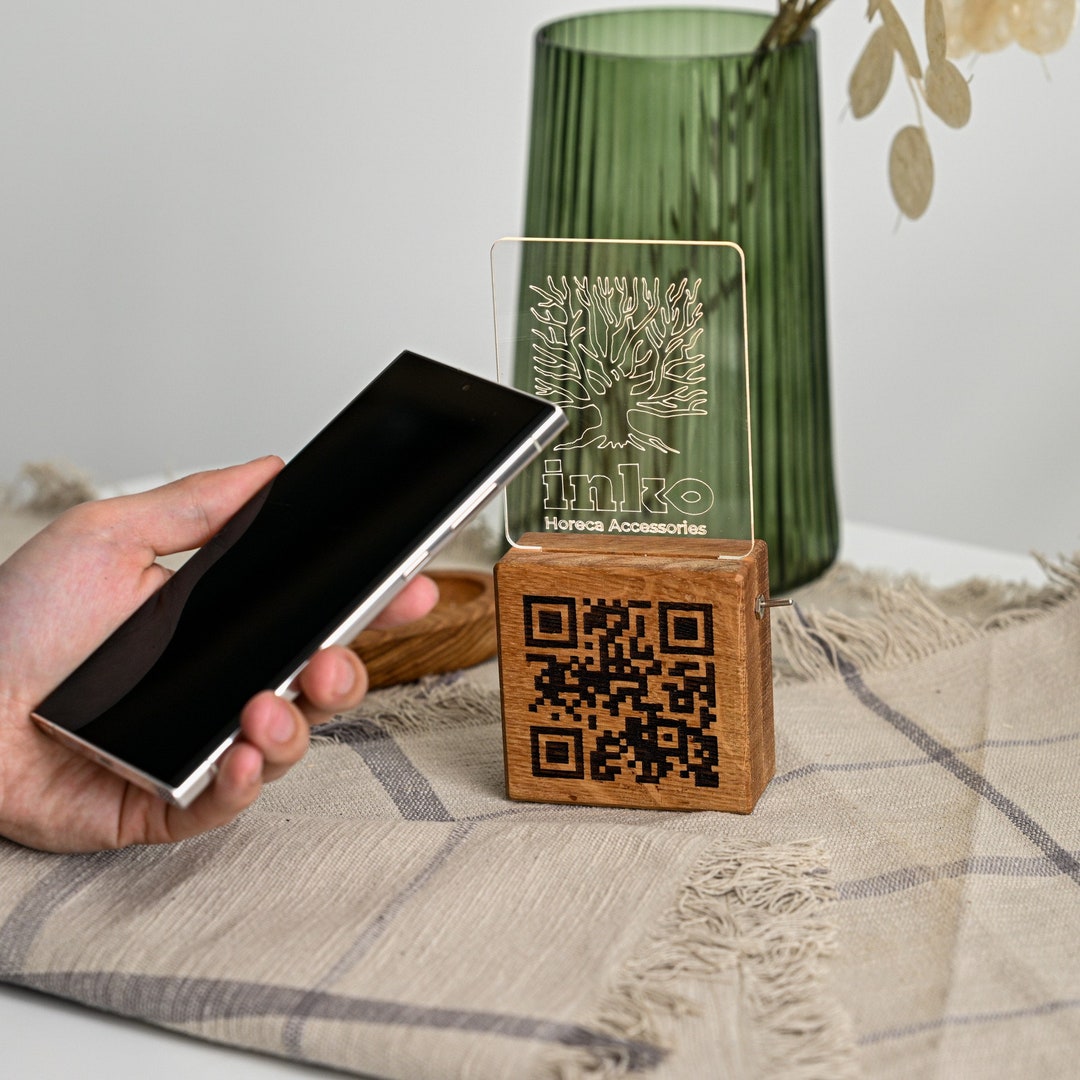 Illuminated Acrylic QR Code Plate, Restaurant QR Code on Oaken Stand ...