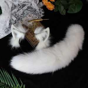 Realistic Black Wolf Ears and Tail Set Cosplay,black Werewolf Ear ...