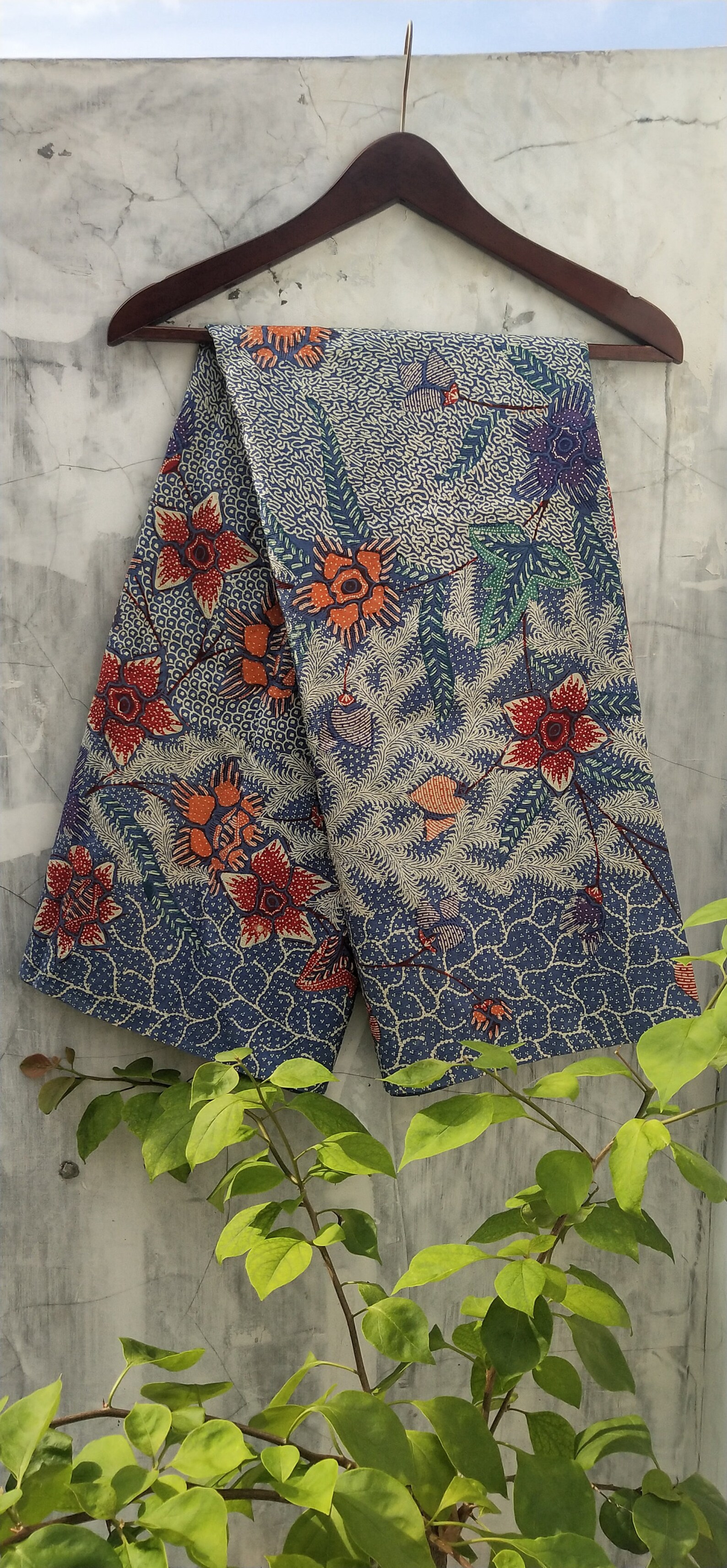 A Hand-drawn Vintage Batik Cloth From Pekalongan Featuring Floral ...