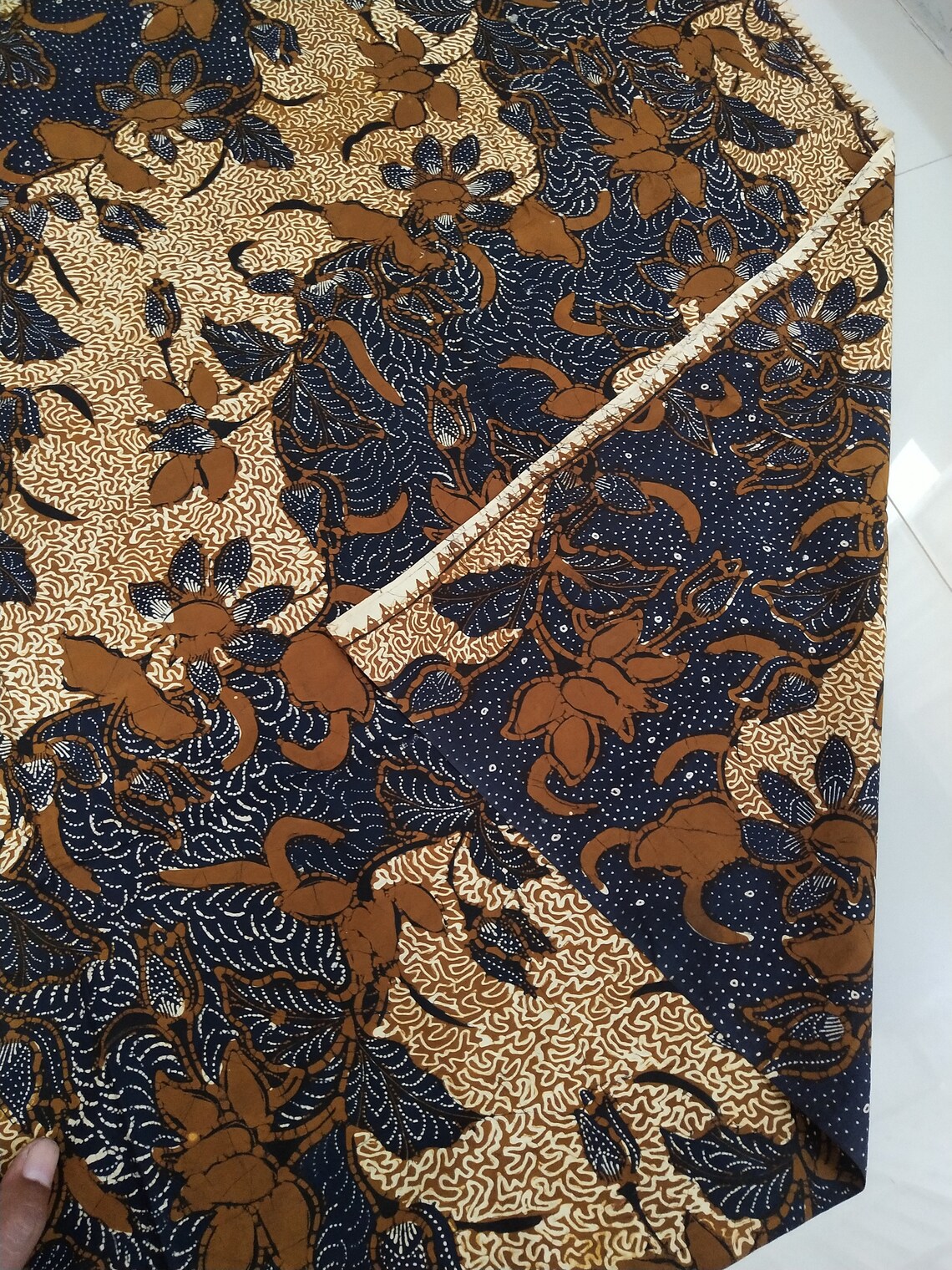 Batik Tulis Lunglungan Kembang Lawasan|rare Vintage Hand Drawn Fabric ...