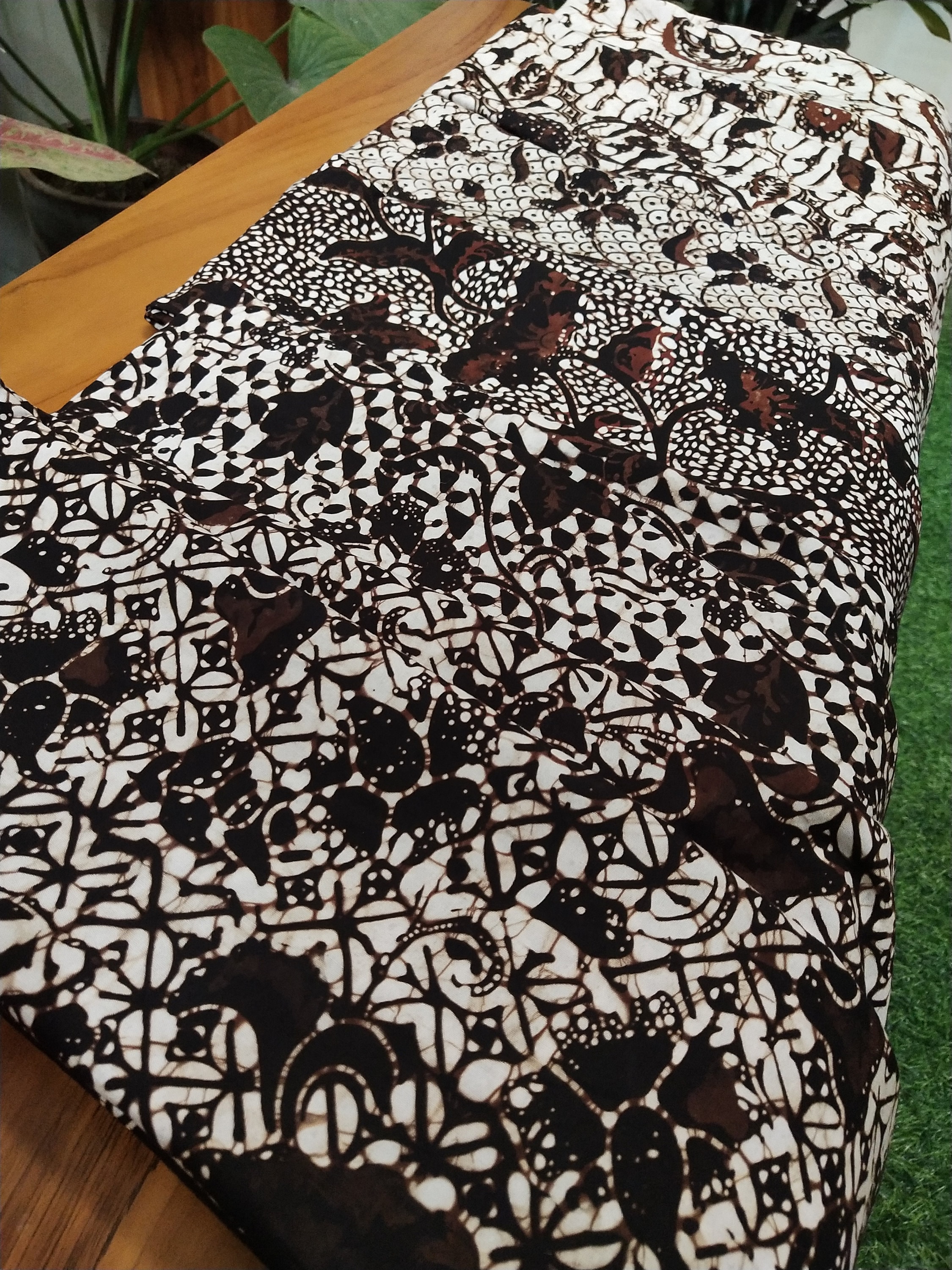 Hand Block Batik Sarong | Traditional Beach Wrap, Lungyi - Etsy