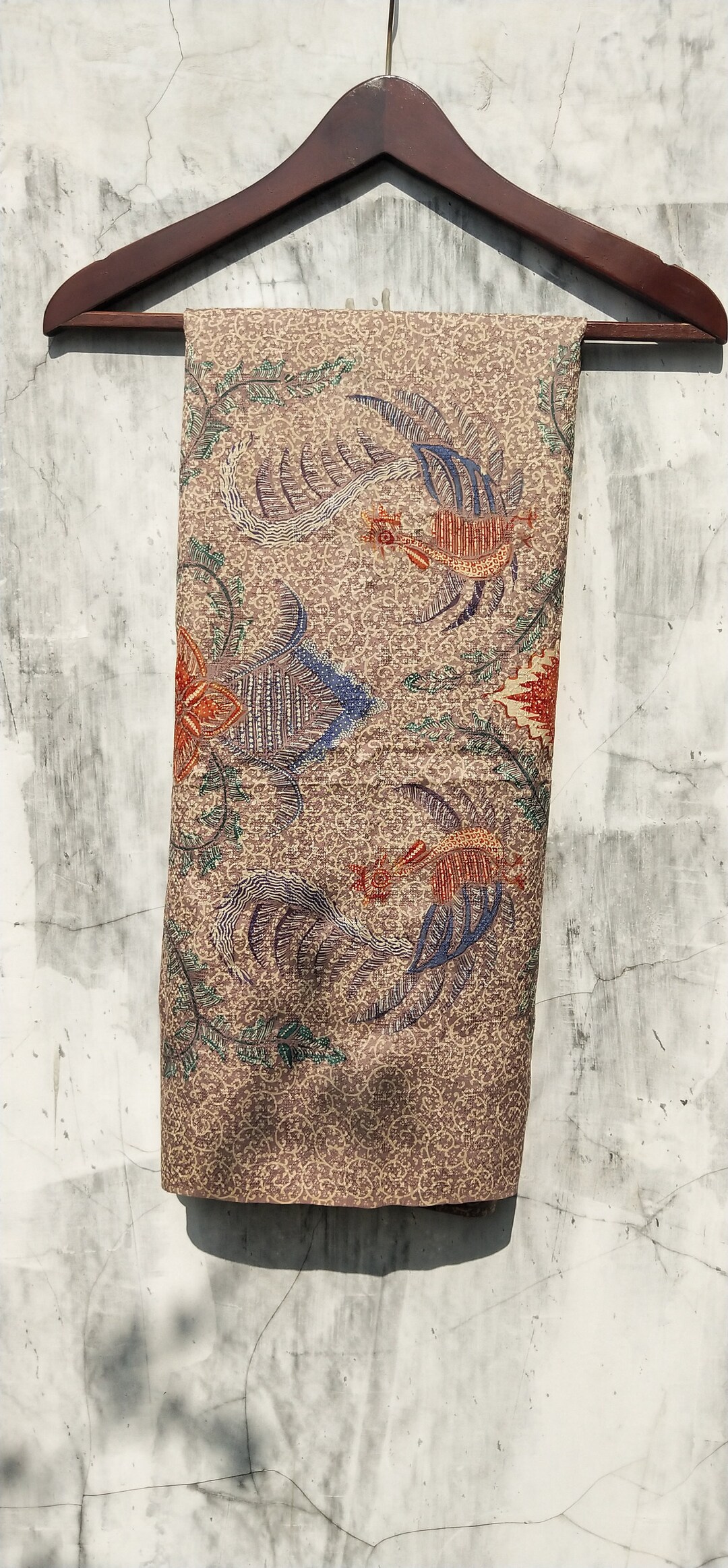 A Hand-drawn Vintage Batik Cloth From Pekalongan Featuring Floral ...