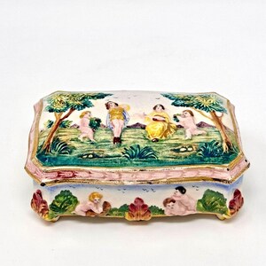Vintage Capodimonte Footed Porcelain Lidded Trinket Box Made in Italy ...