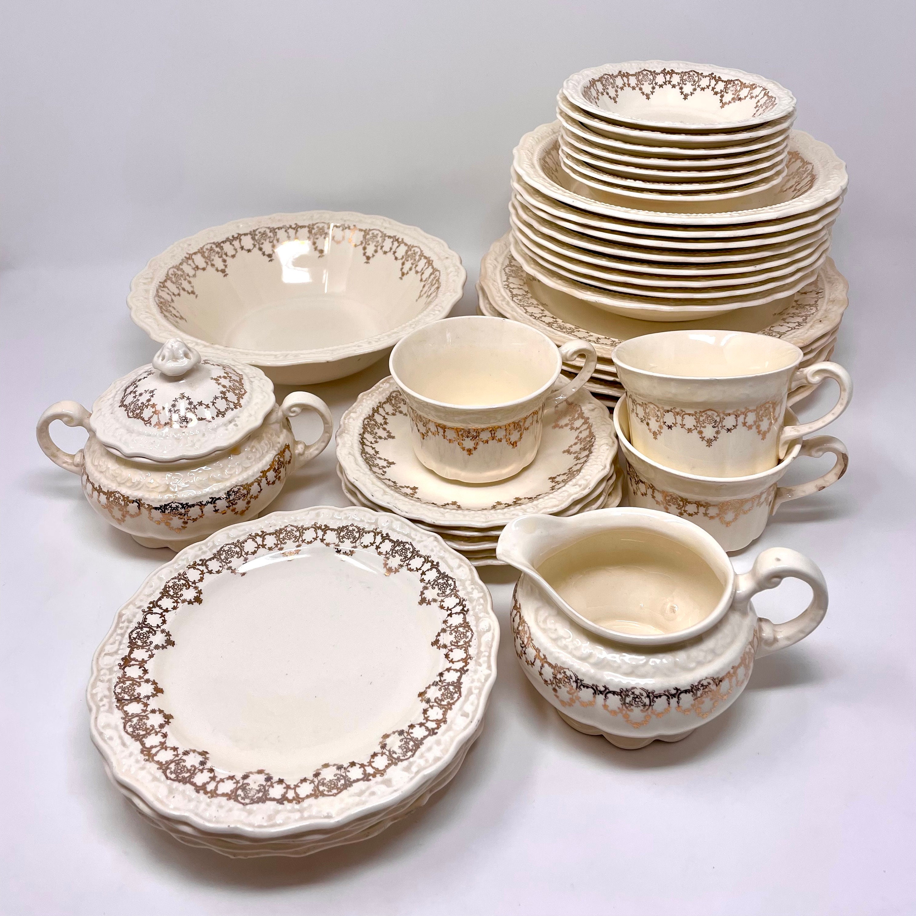 Antique 1937 C. C. Thompson Pottery Mayfair Dinnerware Set 22k Gold C.C ...
