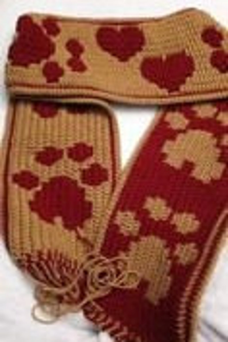Paula's Puppy Paw Print Scarf - Overlay Mosaic Crochet Pattern ...