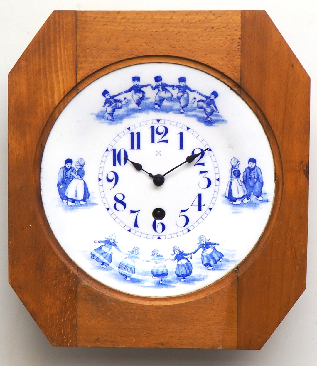 Good HAC Delftware Wall Clock 8 Day Walnut & Pottery Wall - Etsy