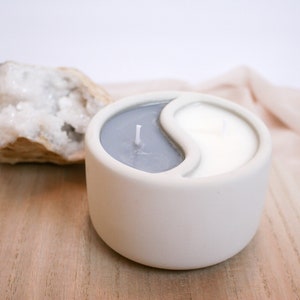 Yin Yang Candle/ Decorative Candle/ Yin and Yang Candles/trending Candles/ Soy/ Non-toxic Home ...