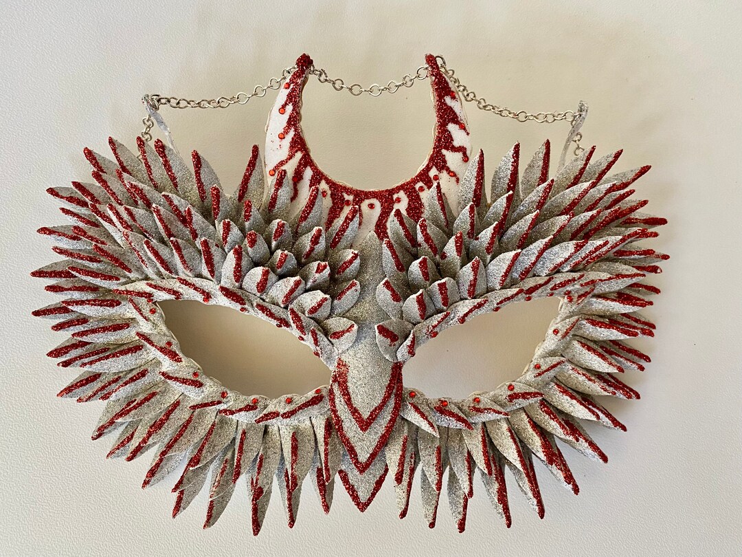 Masquerade Mask Blood Moon With Chain, Red Rhinestones for Halloween ...