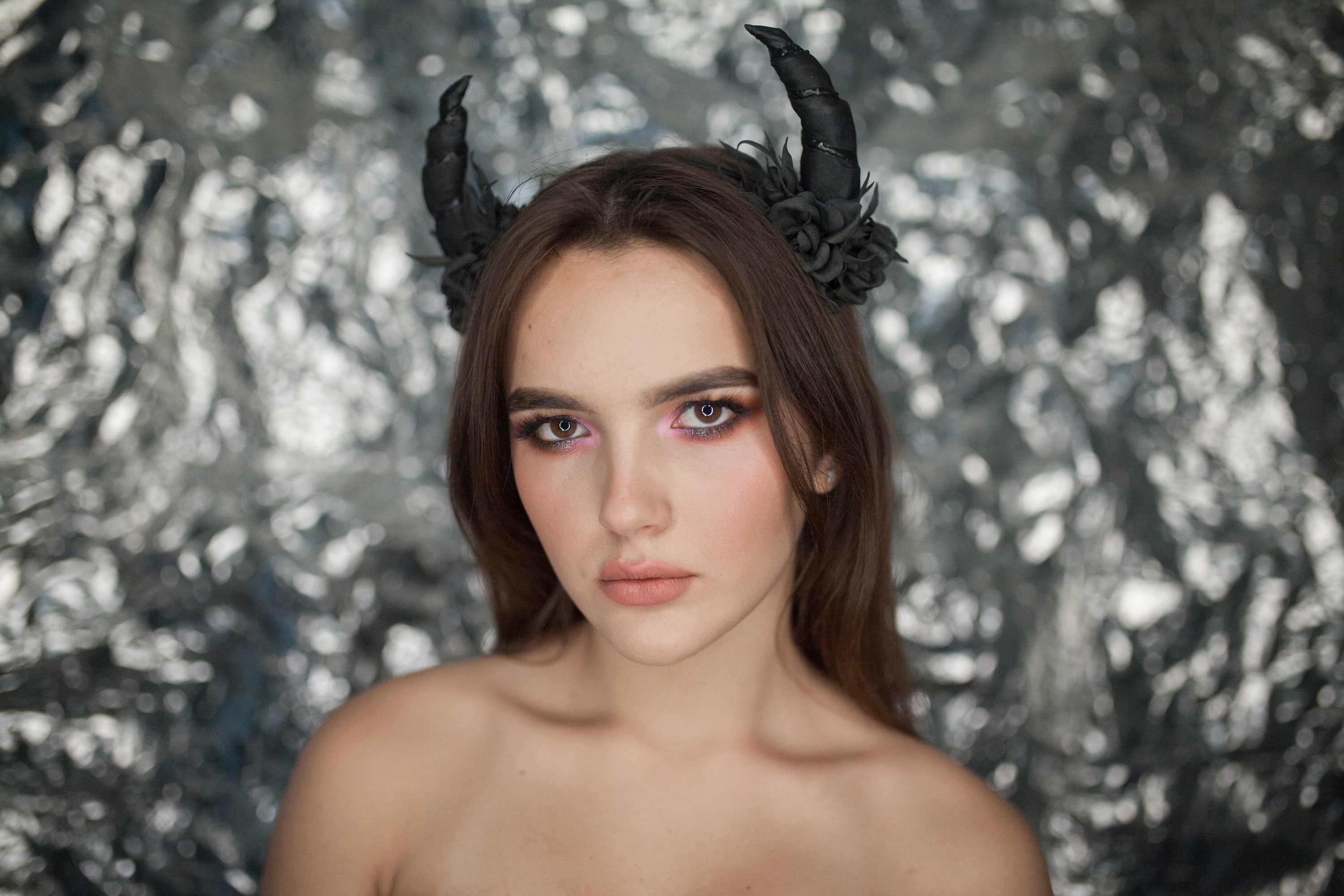Horns Headband With Realistic Roses. Demon Horns for Halloween, Devil ...
