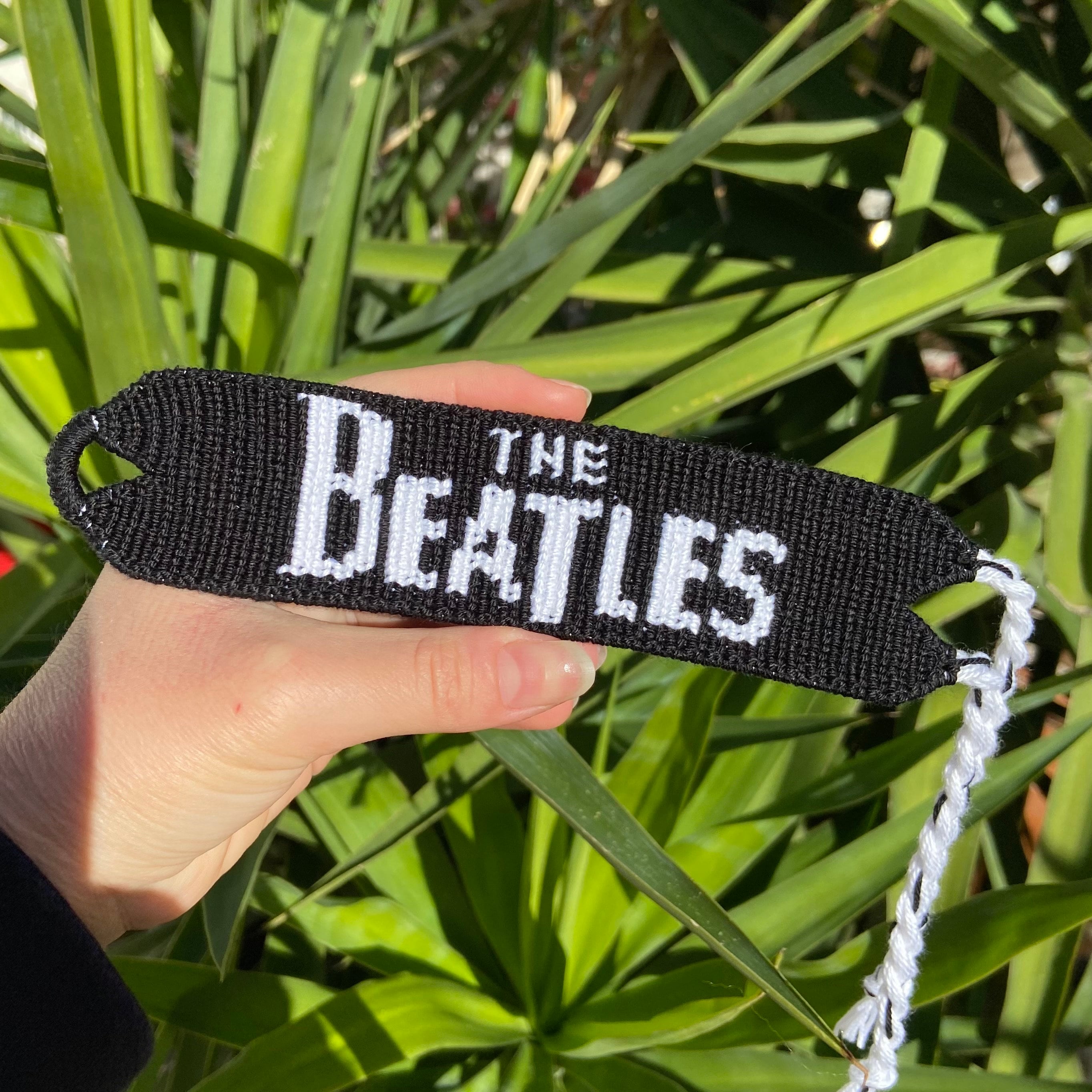 The Beatles Logo Friendship Bracelet - Etsy