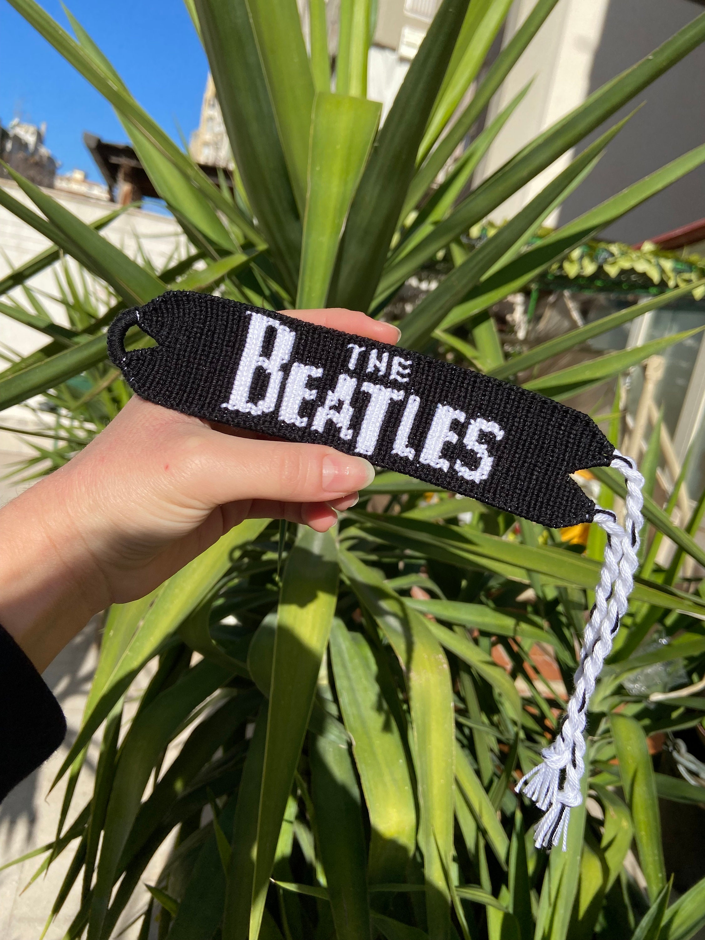 The Beatles Logo Friendship Bracelet - Etsy