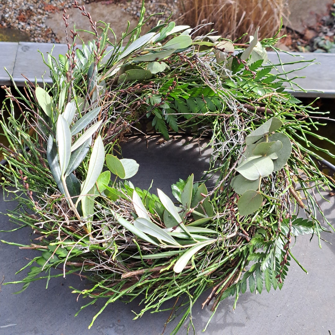 Spring Door Wreath nature / Fresh Spring Wreath / Harbinger of Spring ...