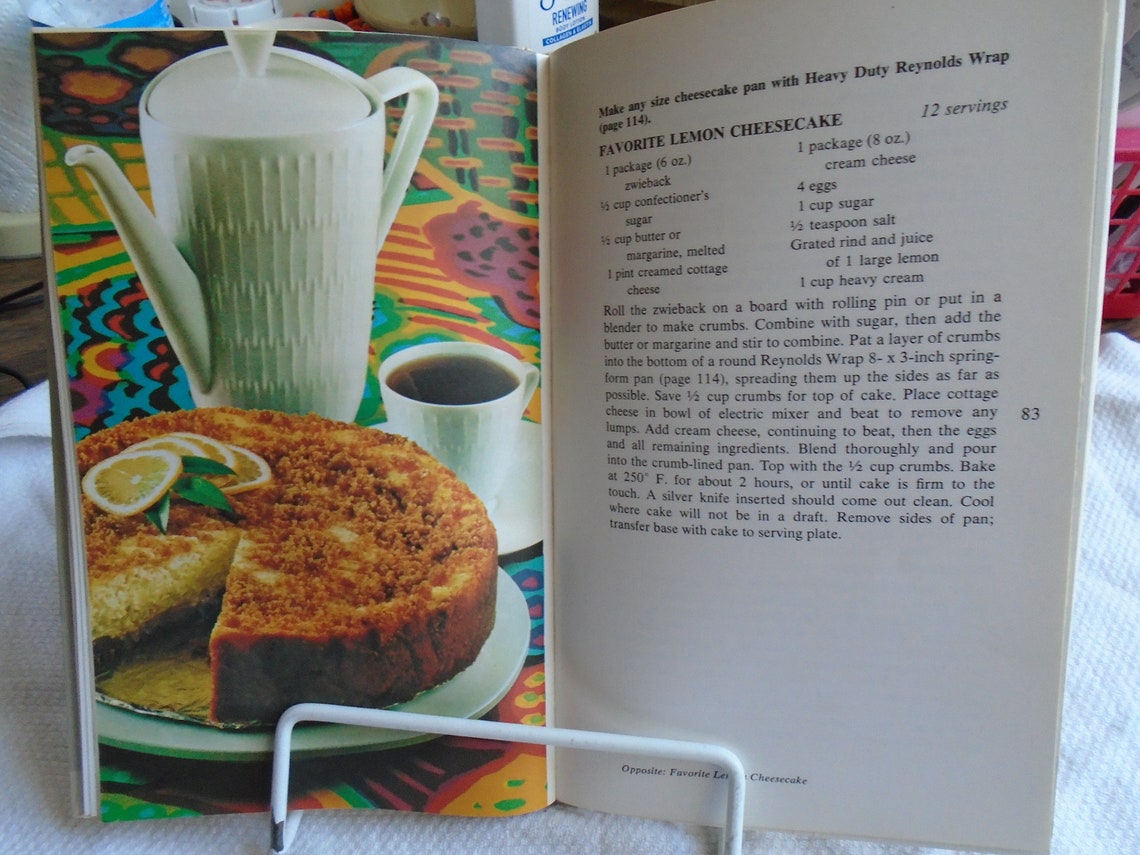 Carefree Cooking With Aluminum Foil, Reynolds Wrap Cookbook, 1975 ...