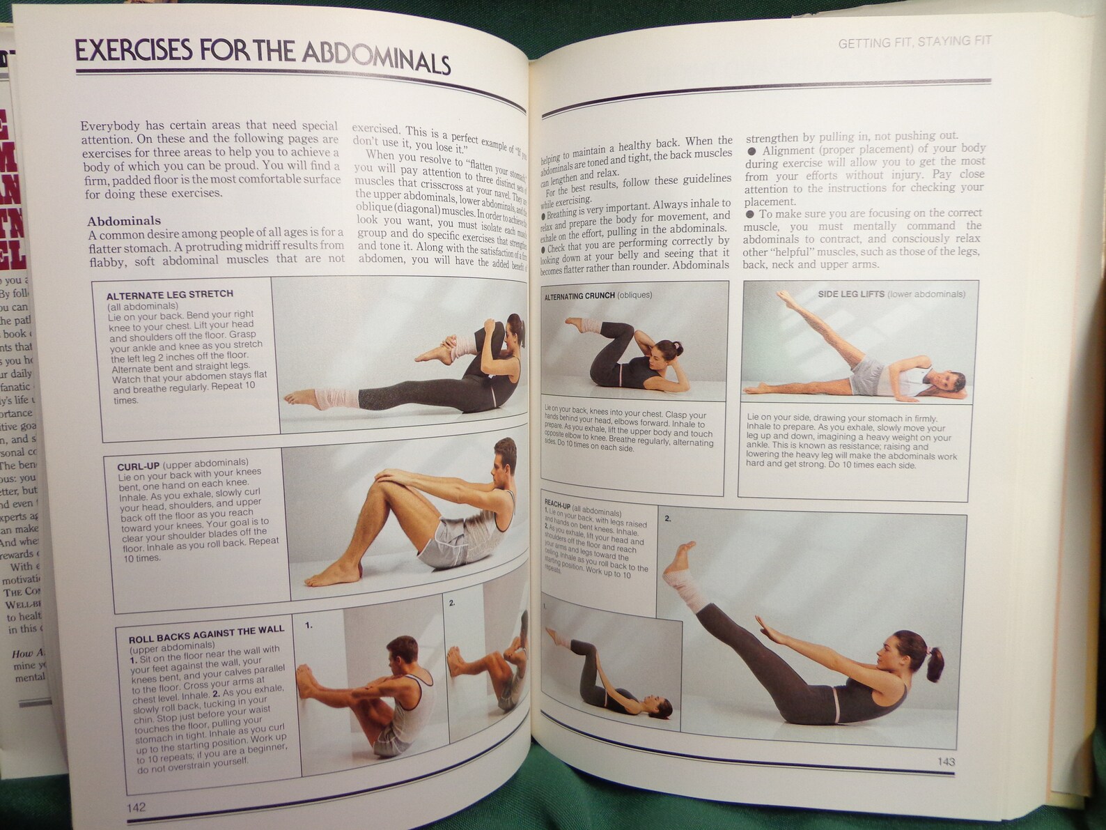 The Complete Manual of Fitness and Well-being, Reader's Digest, Revised ...