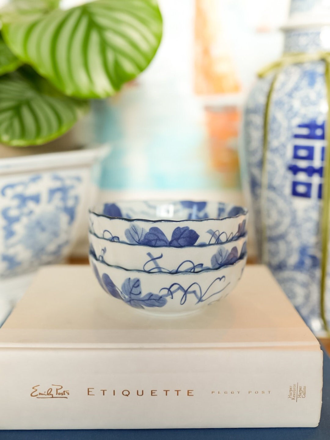 Vintage Hand Painting Blue and White Bowls Chinoiserie Grand Millennial ...