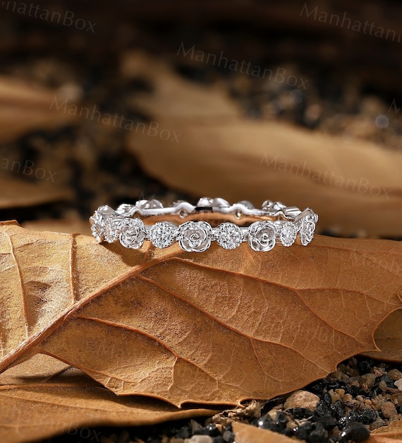 Flower Eternity Ring