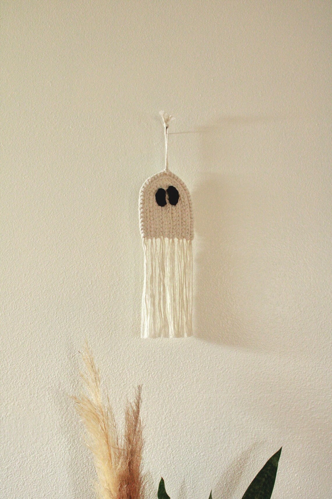 Boho Crochet Halloween Ghost Wall Hanging || Double-sided Ghost Wall ...