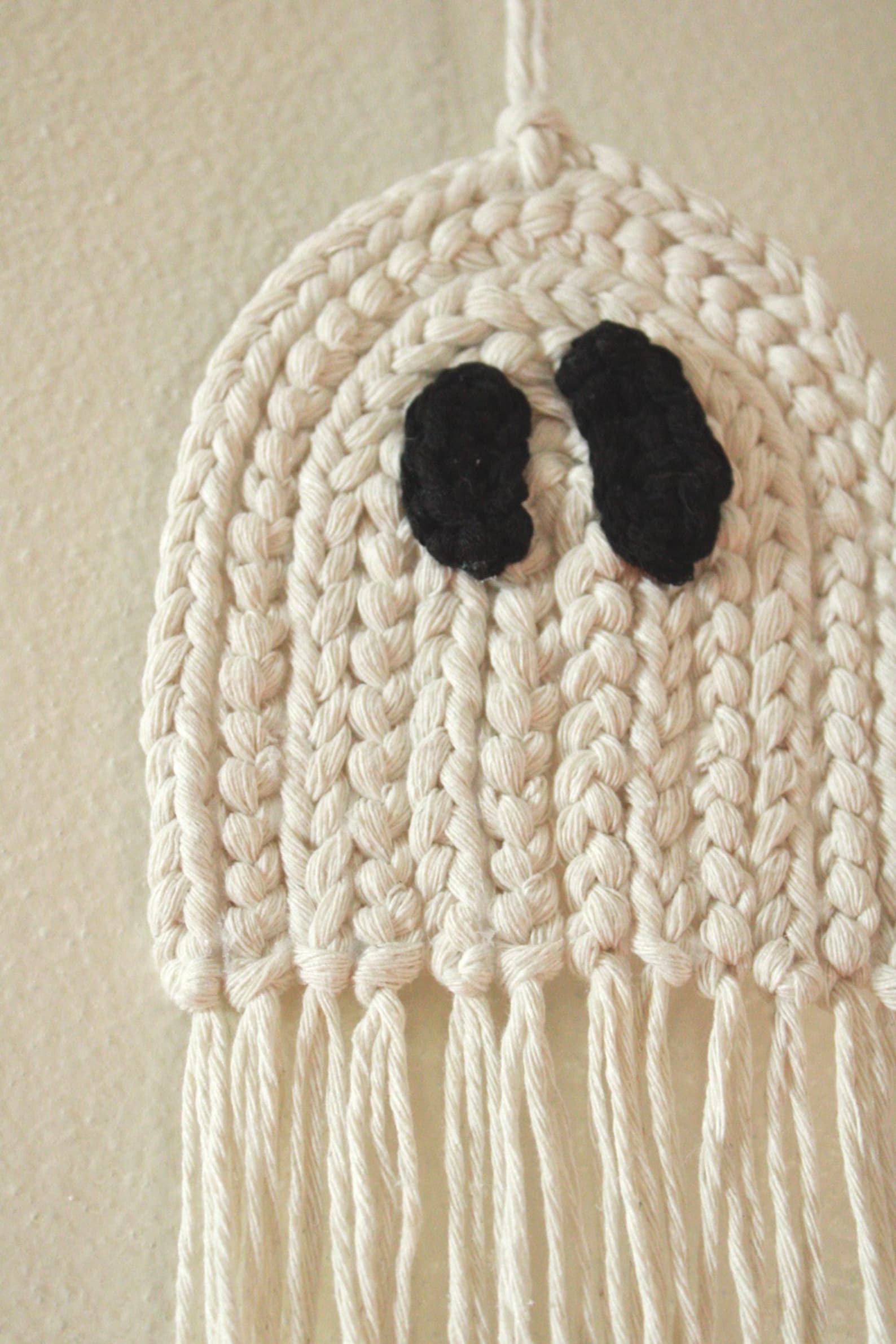 Boho Crochet Halloween Ghost Wall Hanging || Double-sided Ghost Wall ...