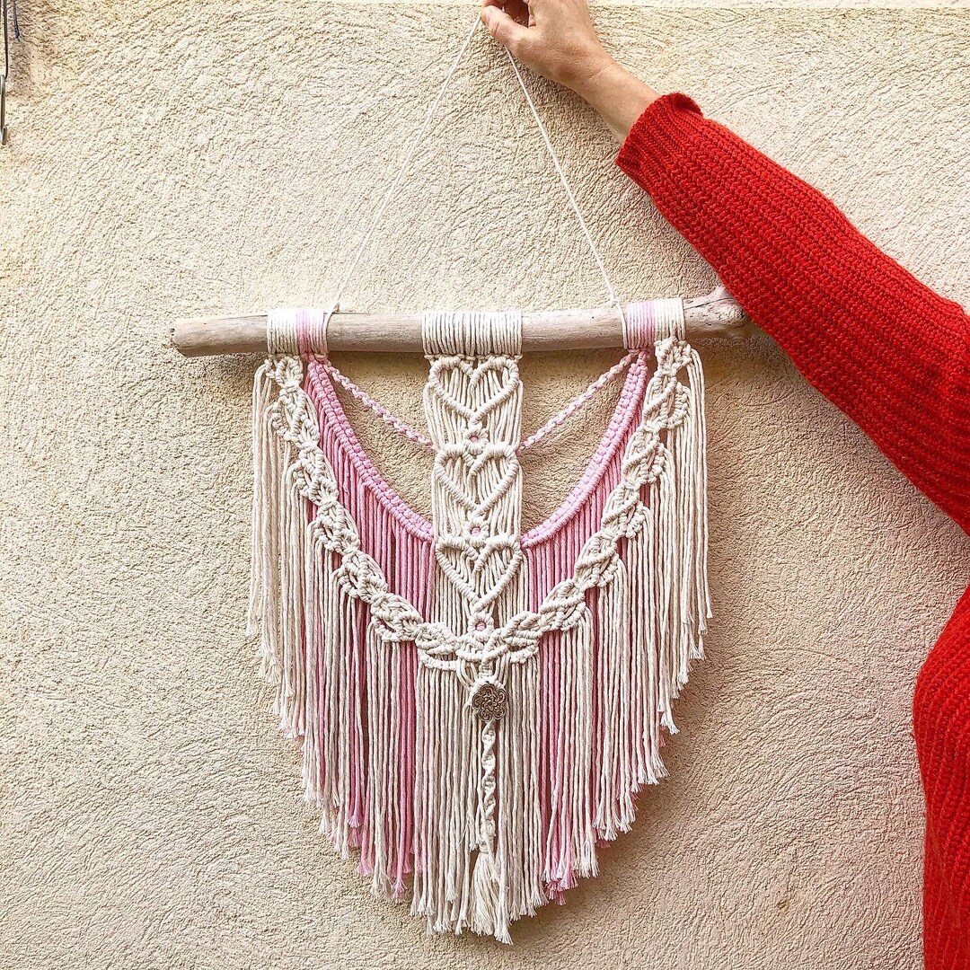 Wall Macramé With Fringe hearts Macramé Wall Hanging Boho Decoration ...