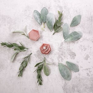 Loose Greenery Bundle Toss Petal Greenery Leaves Table - Etsy